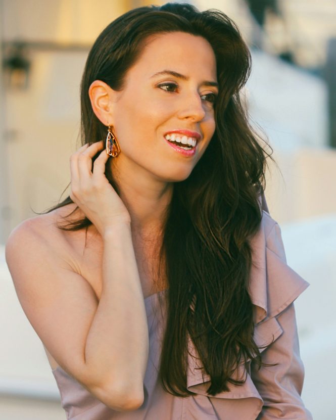 How to Wear a Top With Ruffles | Romantic Ruffles for The Holiday ...