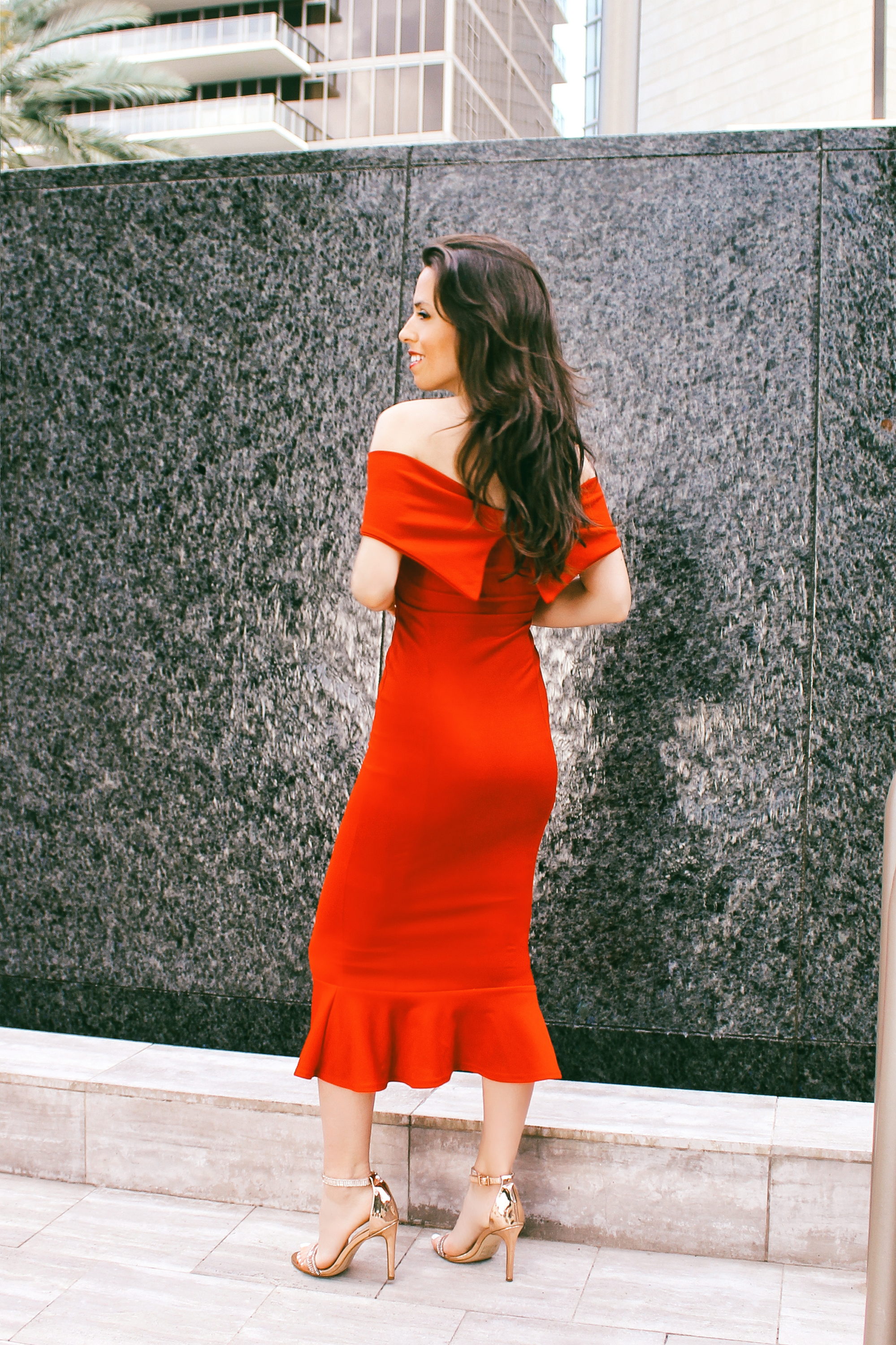 PrettyLittleThing: Red Midi Dress Graduation Outfit - Ana Florentina