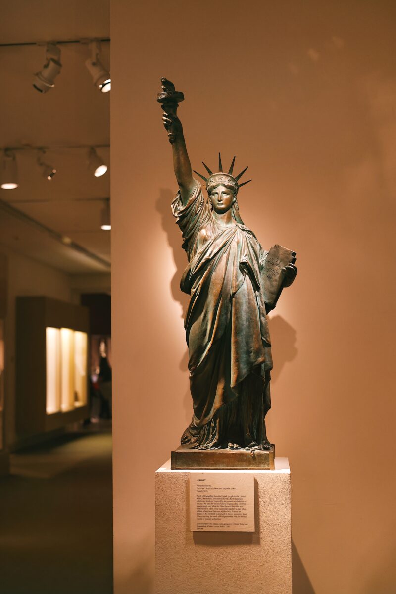 A Guide to the Top Art Pieces at The MET Museum in New York - Ana ...